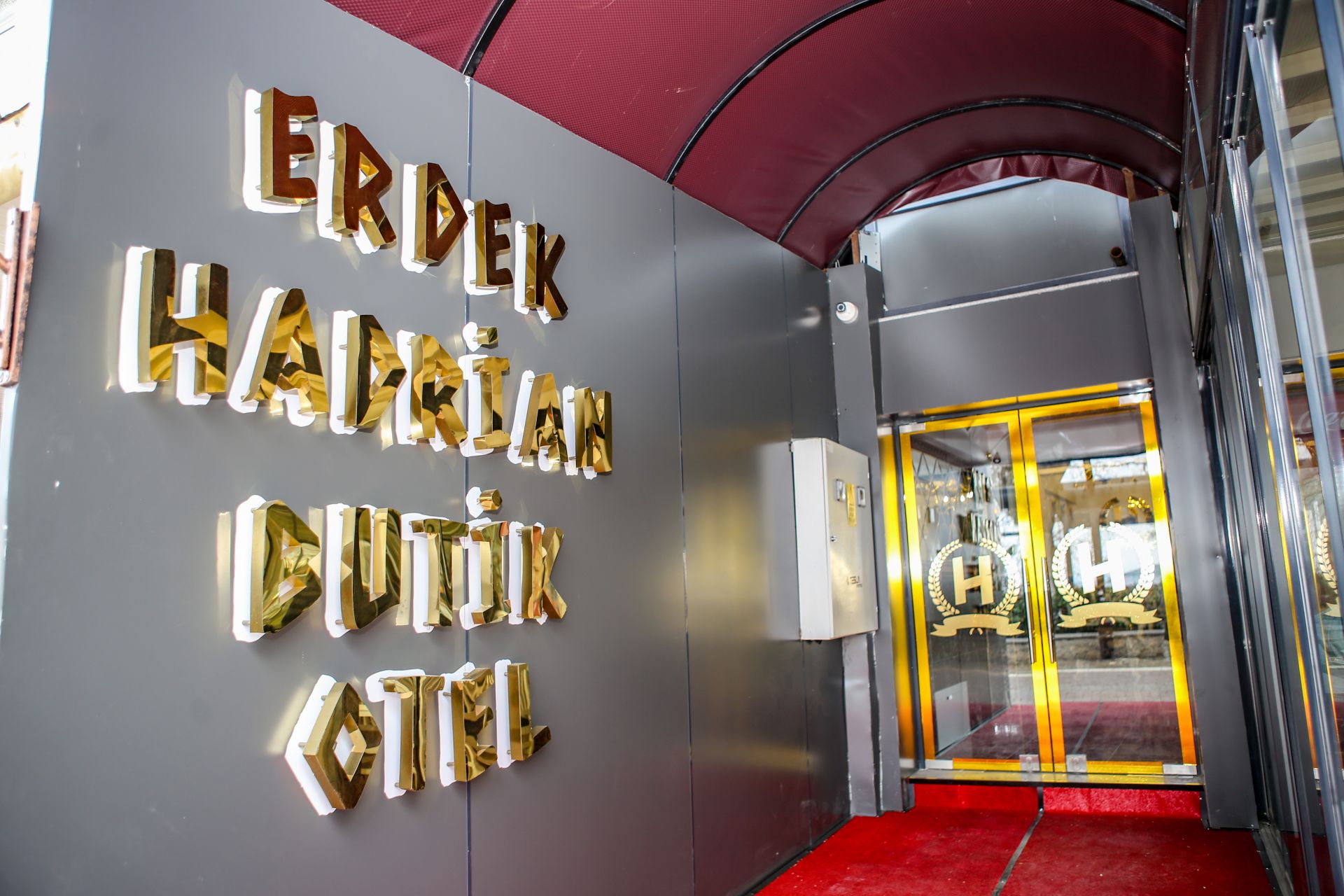 HADRİAN OTEL ERDEK ERDEK | Erdek Tatil Rehberi